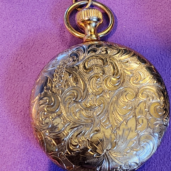 Estee Lauder | Makeup | Estee Lauder Womens Powder Compact | Poshmark